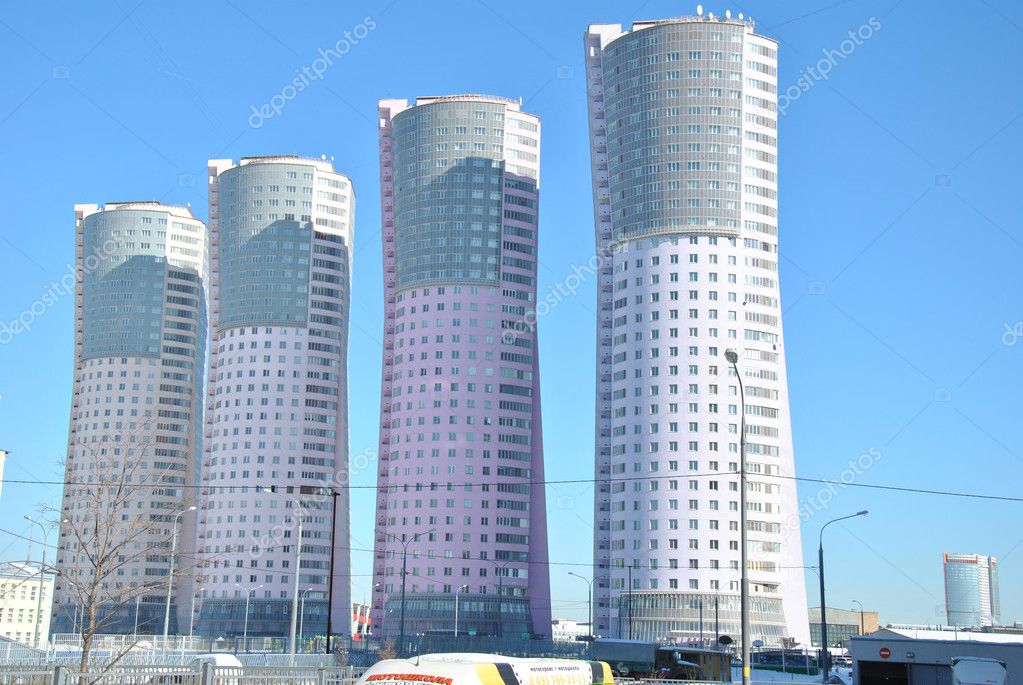 Modern high-rise apartment buildings in Moscow. — Stock Photo © rogkoff ...