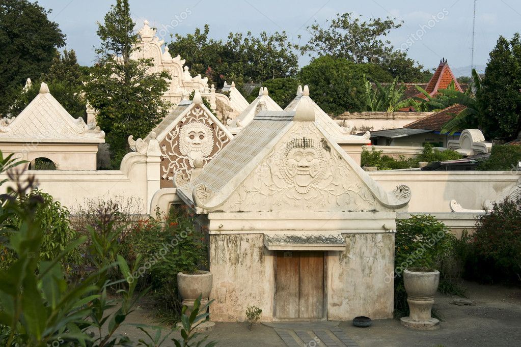Water palace jogjakarta java indonesia — Stock Photo © donsimon #3964836