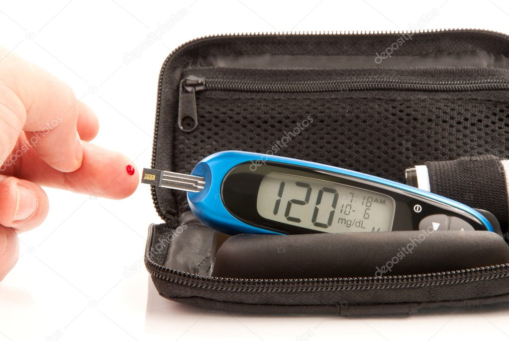 Glucose level blood test using ultra mini glucometer — Stock Photo ...